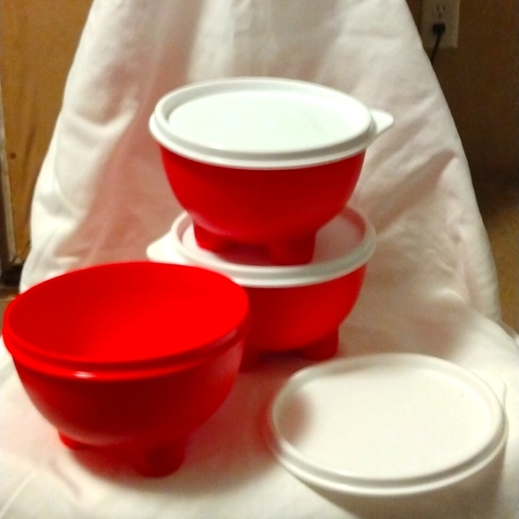 Tupperware | Kitchen | Set Of Three Tupperware Brand Salsa And Dip ...
